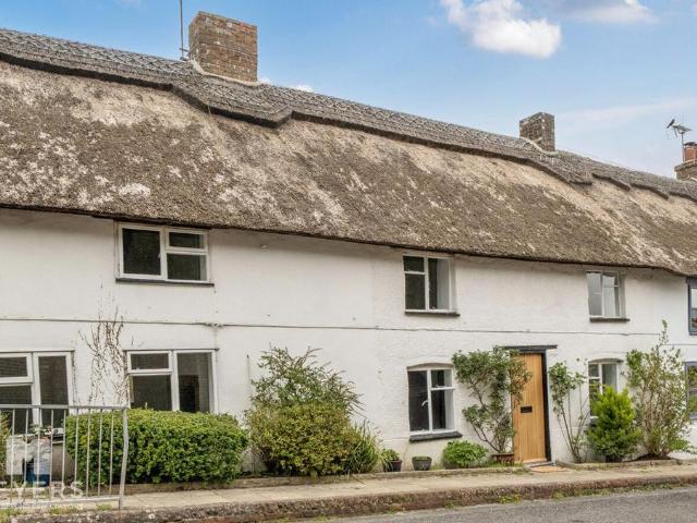3 bedroom cottage for sale