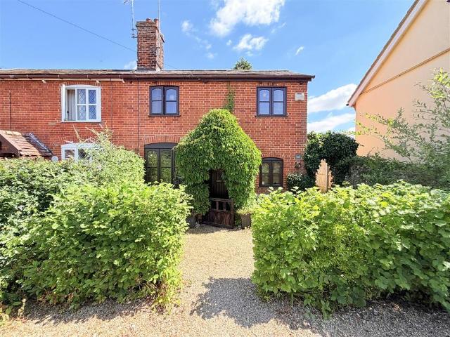 3 bedroom cottage for sale