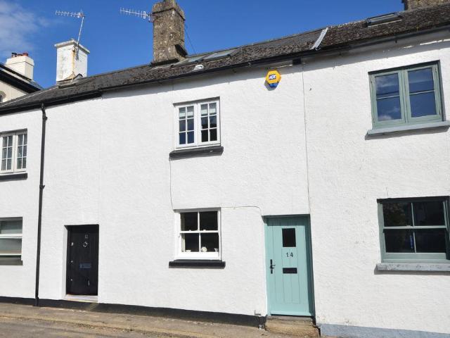 3 bedroom cottage for sale