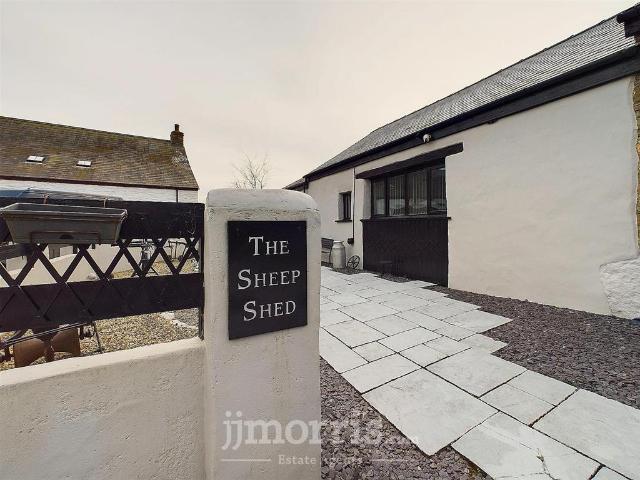 3 bedroom cottage for sale