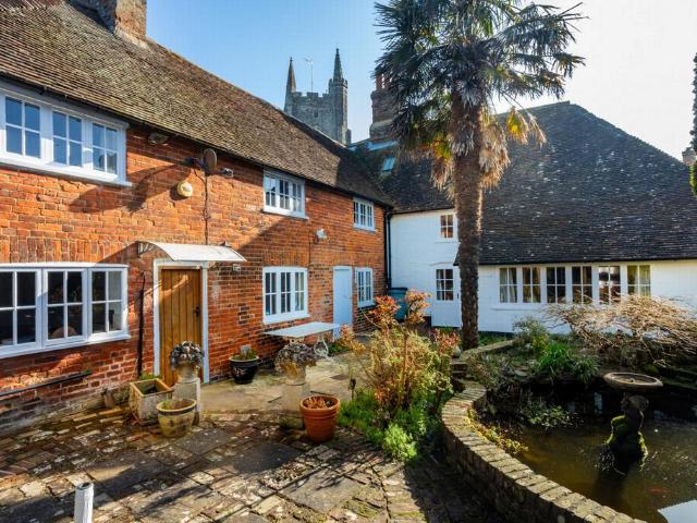 3 bedroom cottage for sale