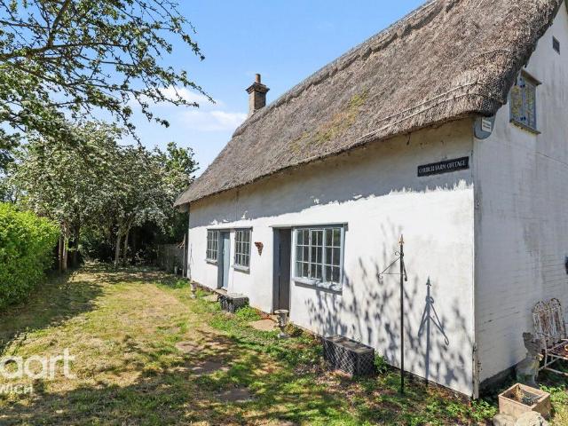 3 bedroom cottage for sale