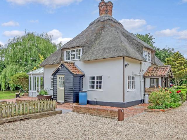 3 bedroom cottage for sale