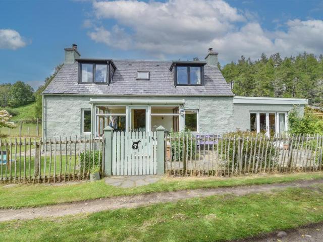 3 bedroom cottage for sale
