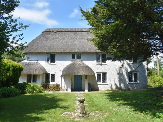3 bedroom cottage for sale