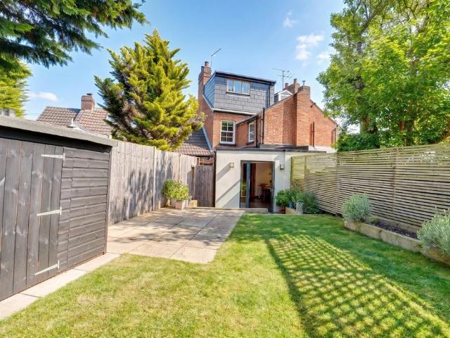 3 bedroom cottage for sale