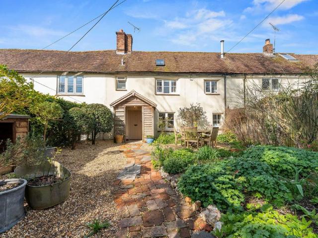 3 bedroom cottage for sale