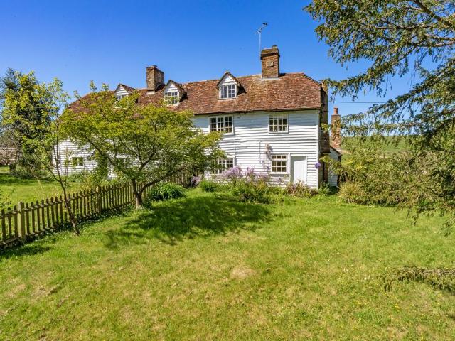 3 bedroom cottage for sale