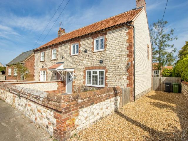 3 bedroom cottage for sale