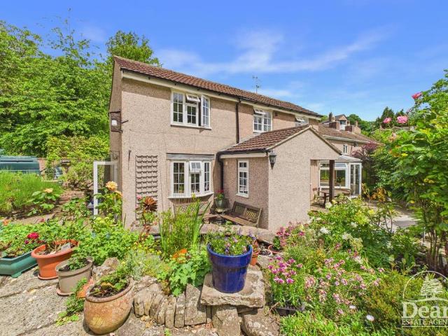 3 bedroom cottage for sale