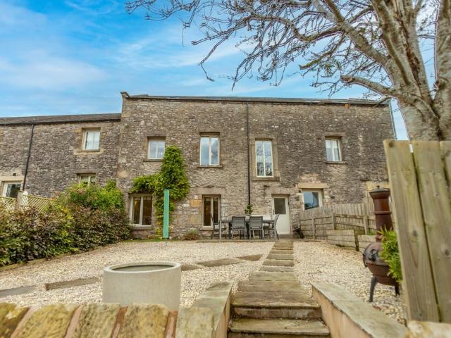 3 bedroom cottage for sale