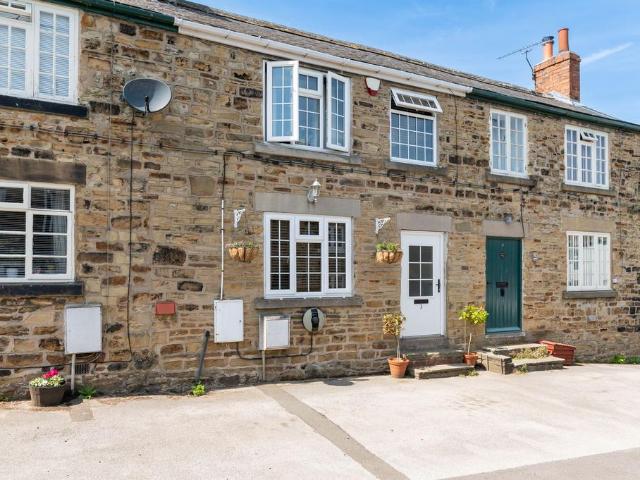 3 bedroom cottage for sale