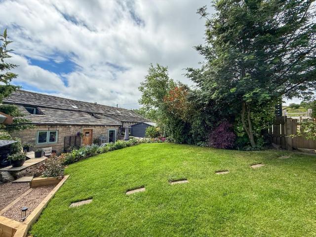 3 bedroom cottage for sale