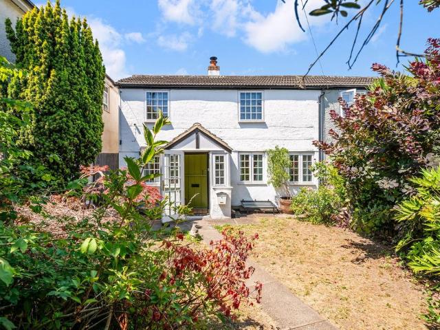 3 bedroom cottage for sale
