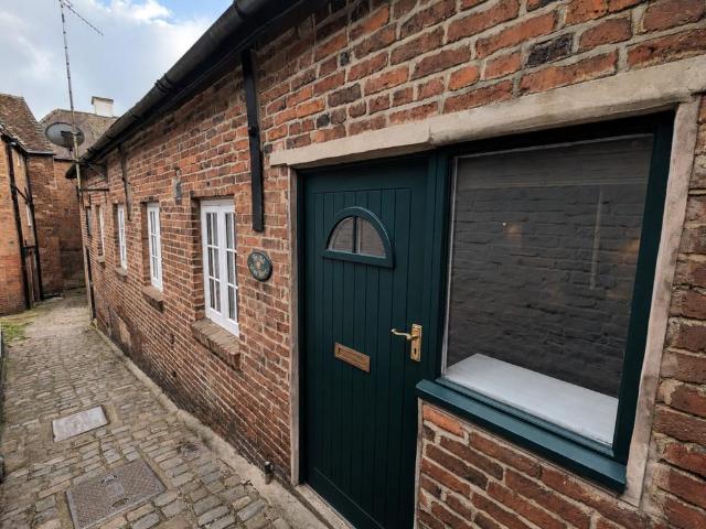 3 bedroom cottage for sale