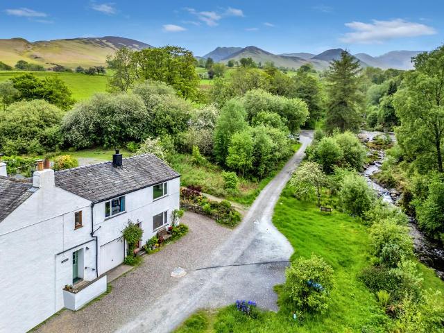3 bedroom cottage for sale