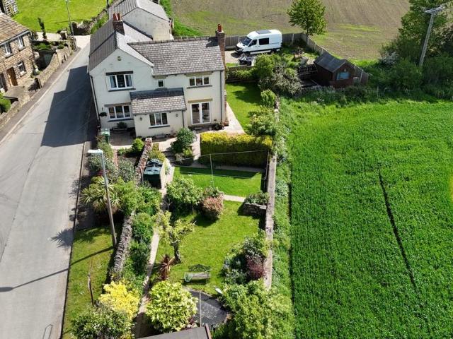 3 bedroom cottage for sale
