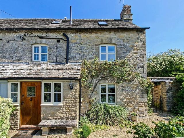 3 bedroom cottage for sale