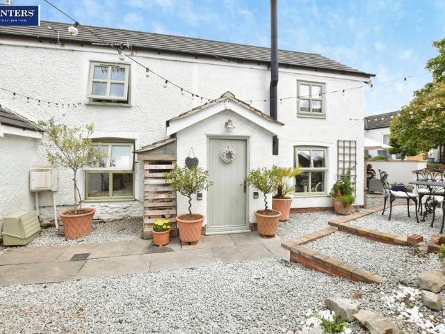 3 bedroom cottage for sale