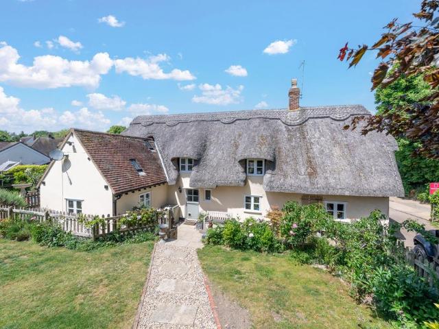 3 bedroom cottage for sale