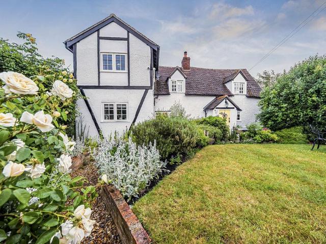 3 bedroom cottage for sale