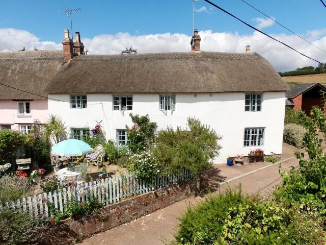 3 bedroom cottage for sale
