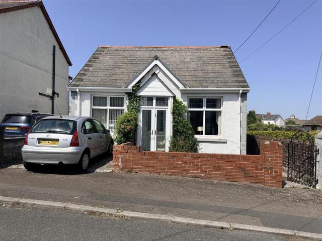 3 bedroom cottage for sale