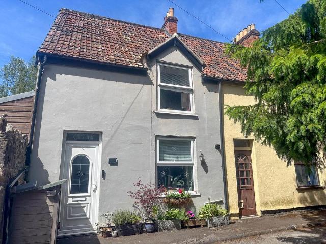 3 bedroom cottage for sale