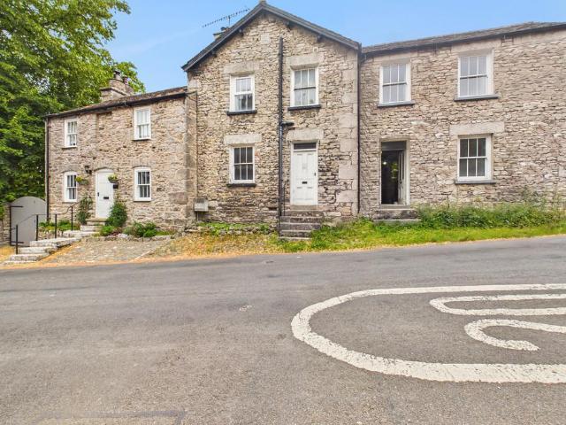 3 bedroom cottage for sale