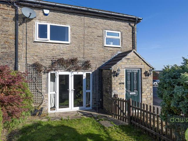 3 bedroom cottage for sale