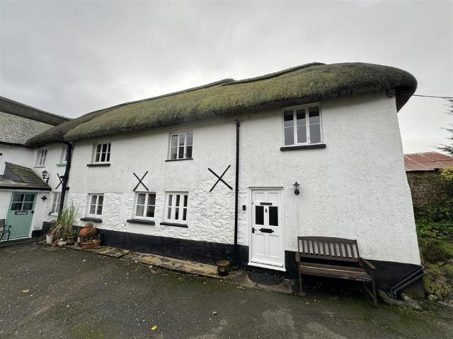 3 bedroom cottage for sale