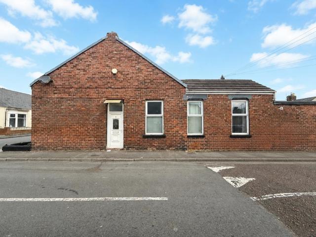 3 bedroom cottage for sale