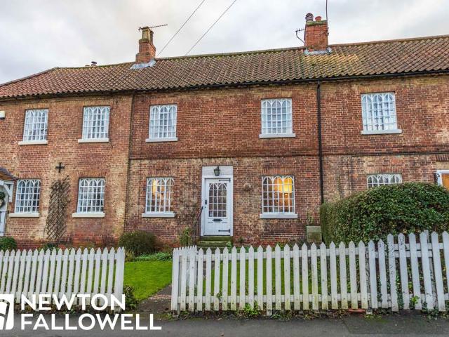 3 bedroom cottage for sale