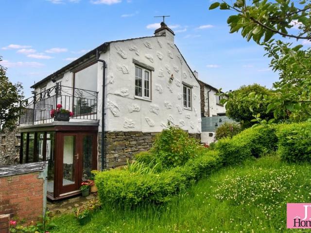 3 bedroom cottage for sale