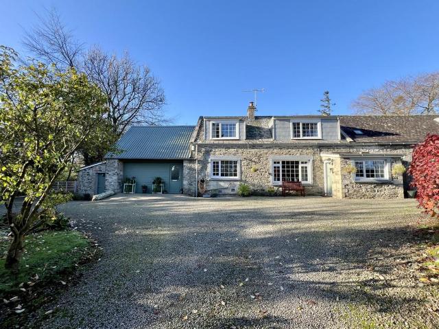 3 bedroom cottage for sale