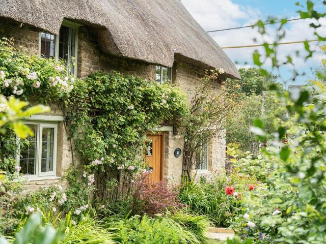3 bedroom cottage for sale