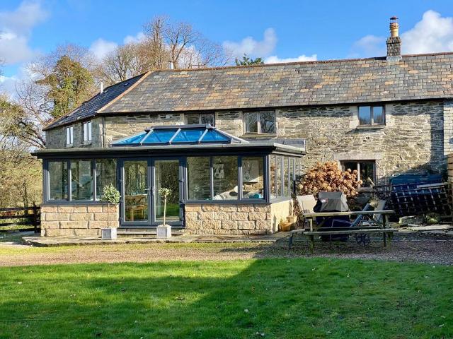 3 bedroom cottage for sale