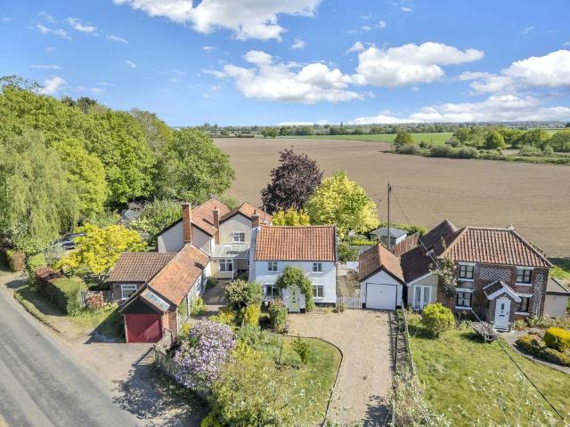 3 bedroom cottage for sale