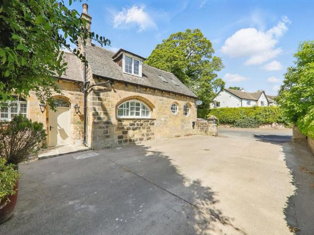 3 bedroom cottage for sale