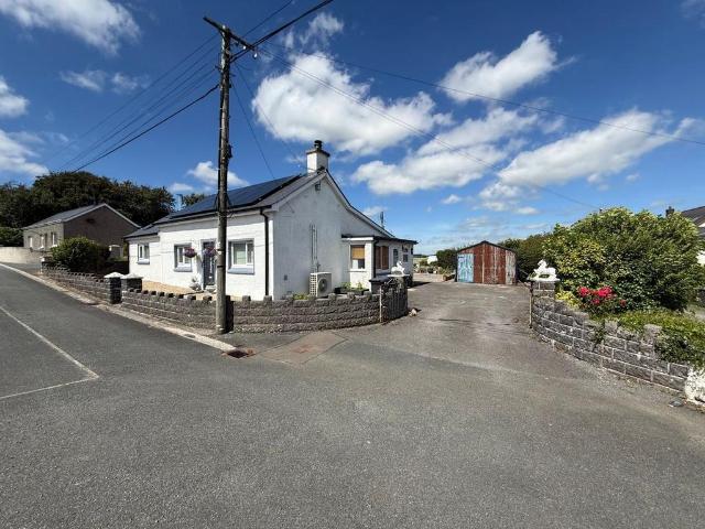 3 bedroom cottage for sale
