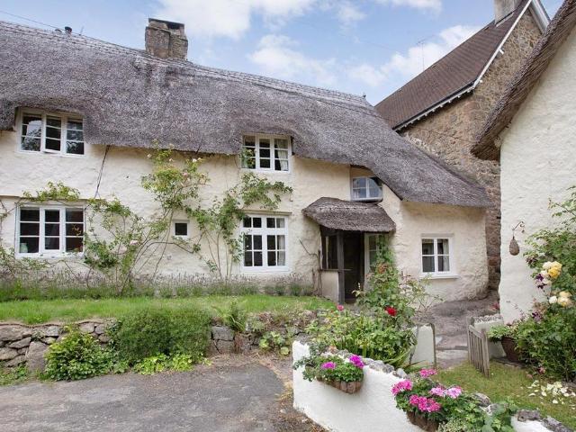 3 bedroom cottage for sale