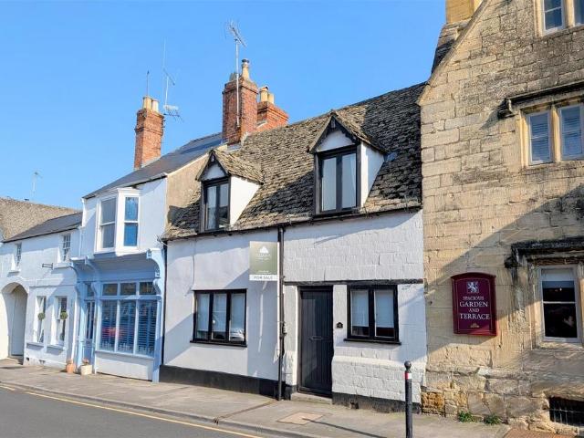 3 bedroom cottage for sale
