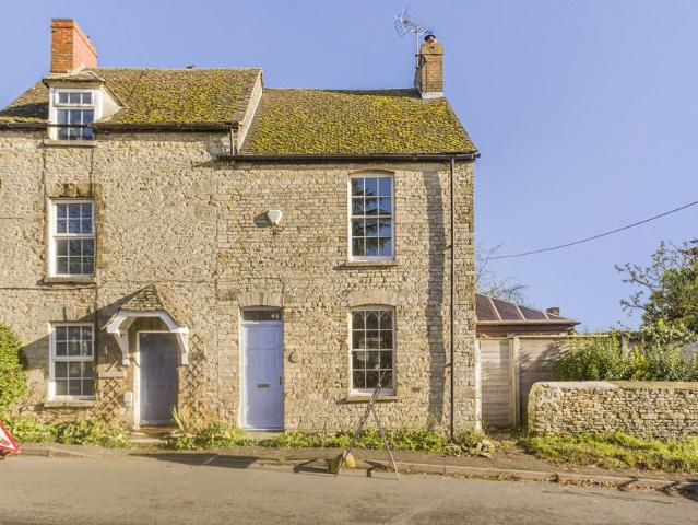 3 bedroom cottage for sale