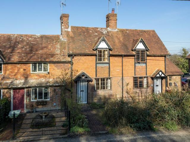 3 bedroom cottage for sale