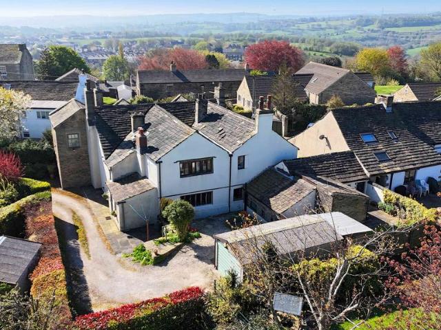 3 bedroom cottage for sale