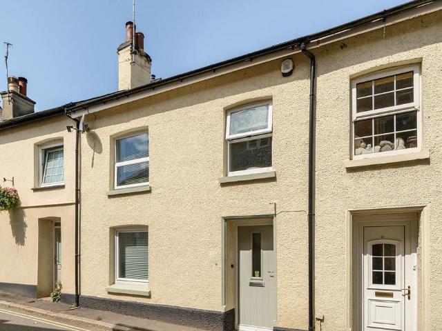 3 bedroom cottage for sale