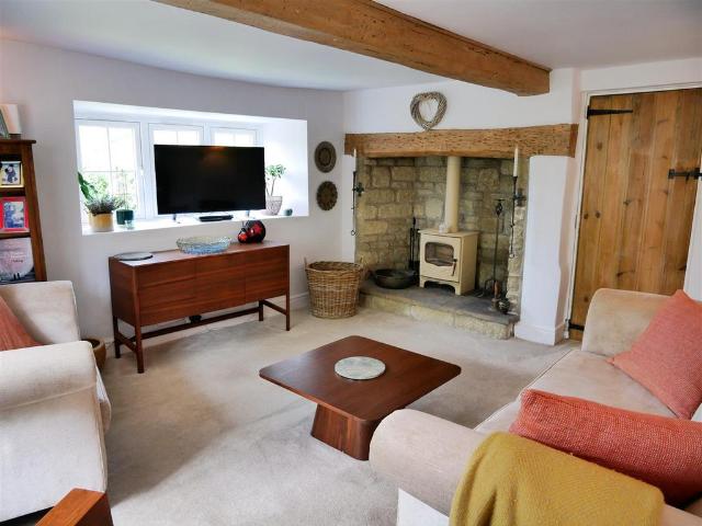 3 bedroom cottage for sale