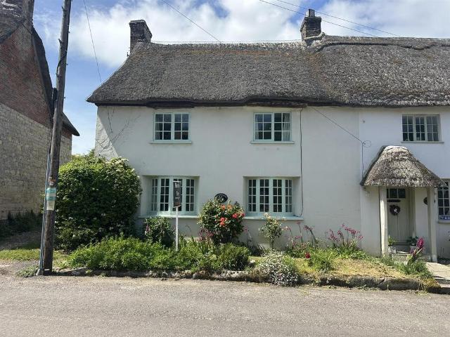 3 bedroom cottage for sale