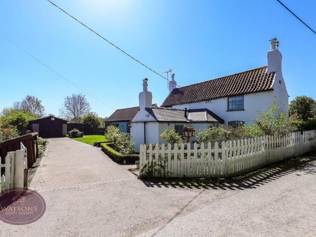 3 bedroom cottage for sale