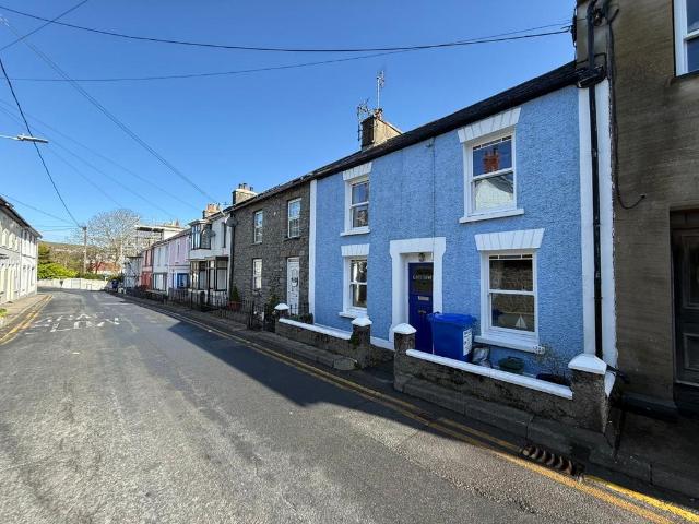 3 bedroom cottage for sale